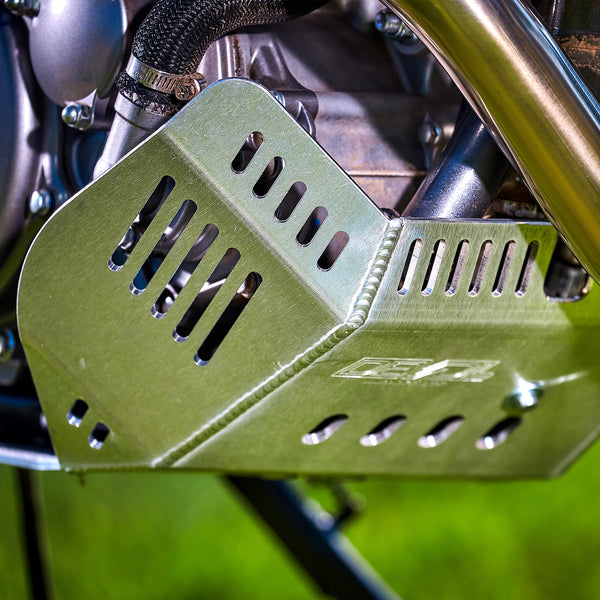DEVOL ENGINEERING - DRZ400 SKID PLATE - Upshift Online Inc.