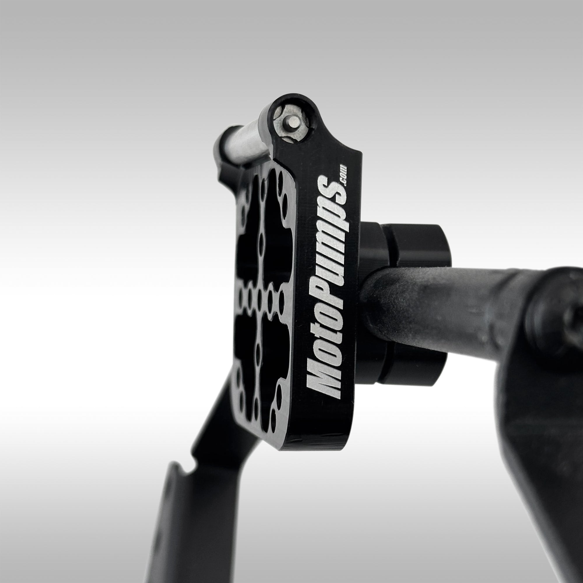 MOTOPUMPS - ZUMO XT / XT2 / TREAD SECURITY MOUNT KIT - Upshift Online Inc.